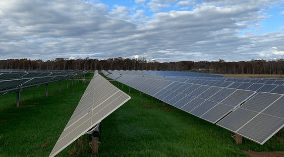 Your Guide to Commercial Solar Incentives in Chicago