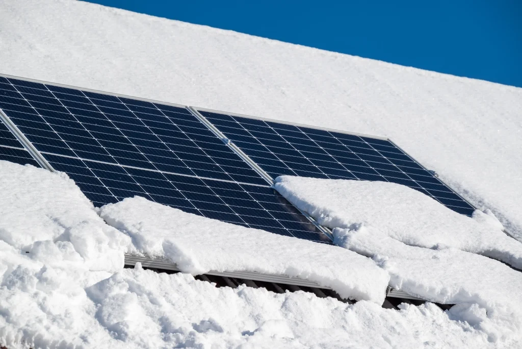 Do Solar Panels Work in the Winter in Chicago?